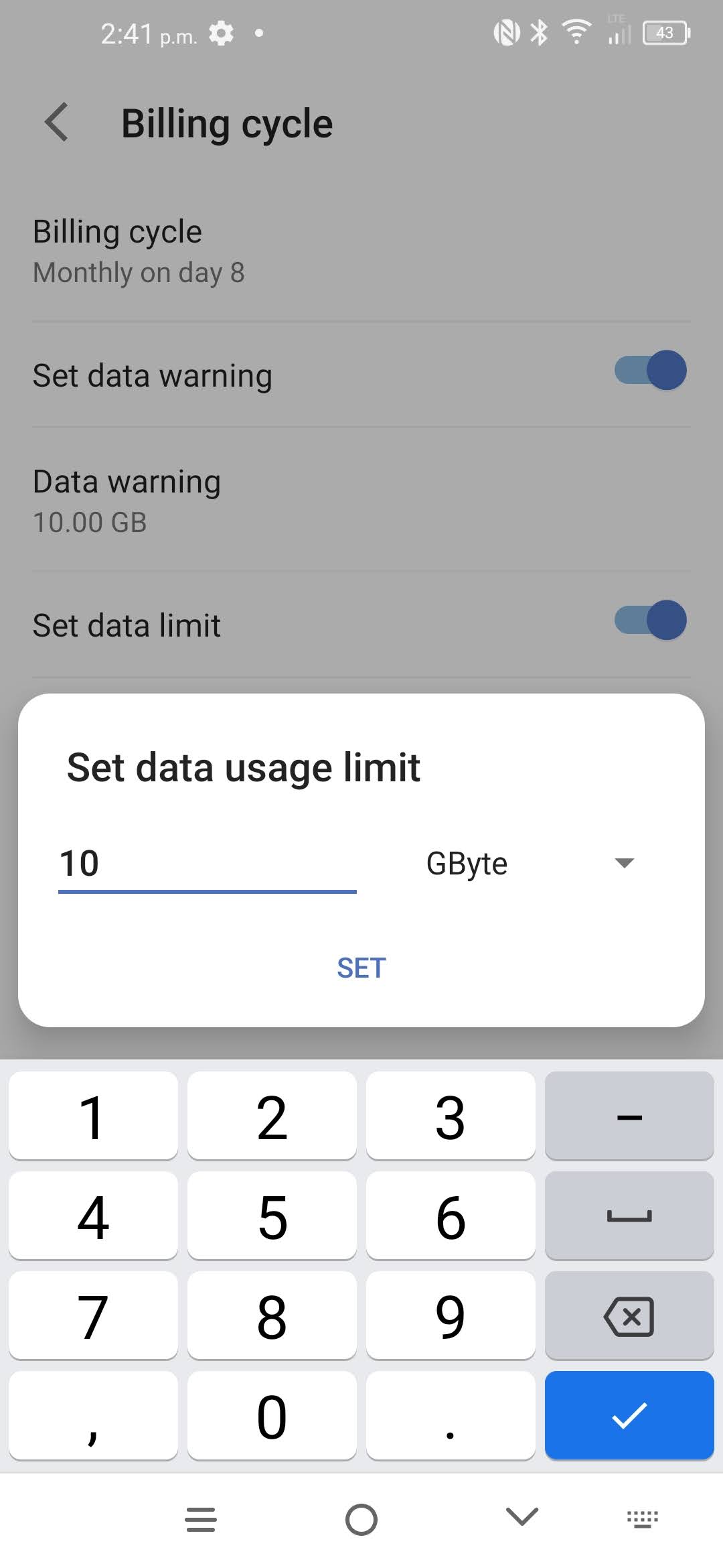 How to manage the data usage on my TCL smartphone